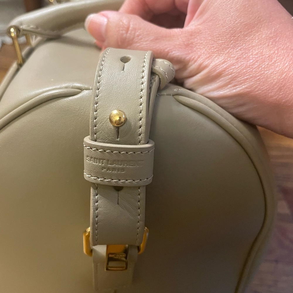 Saint Laurent Ysl Taupe Duffel Boston Bag With Strap - Gem